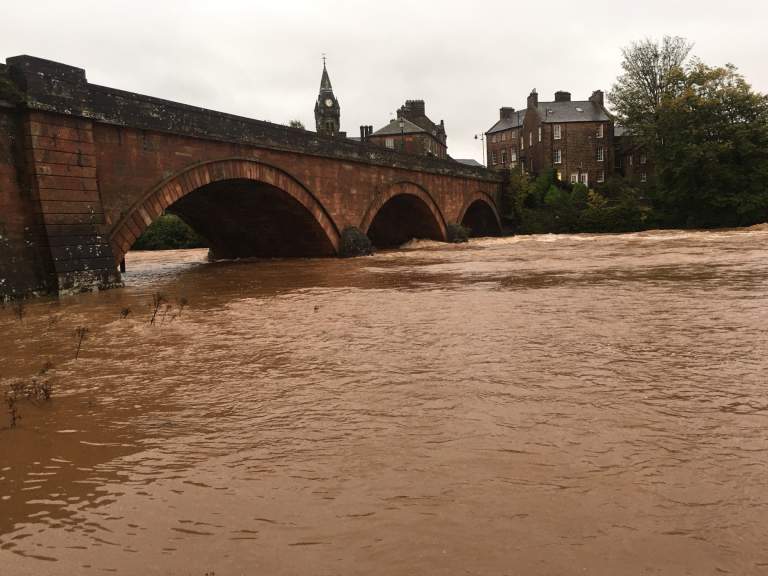 Severe Flooding closes Annandale Way – DG Trails